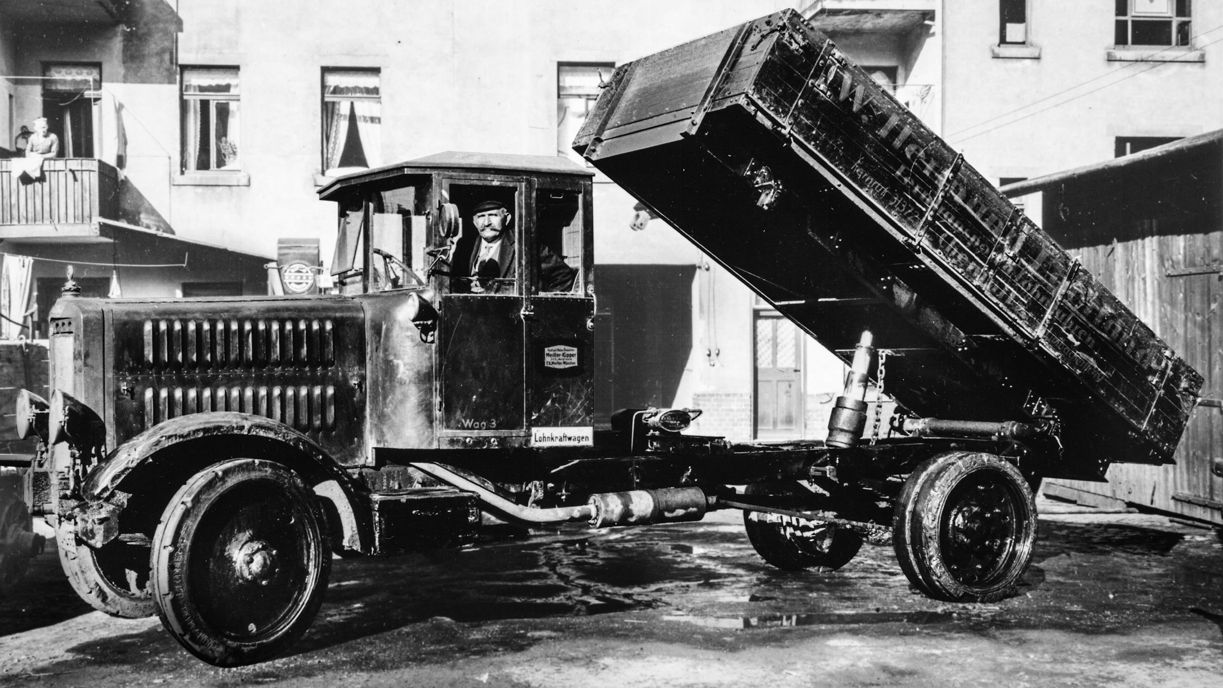 Mercedes-Benz VanSolution Partner: MEILLER